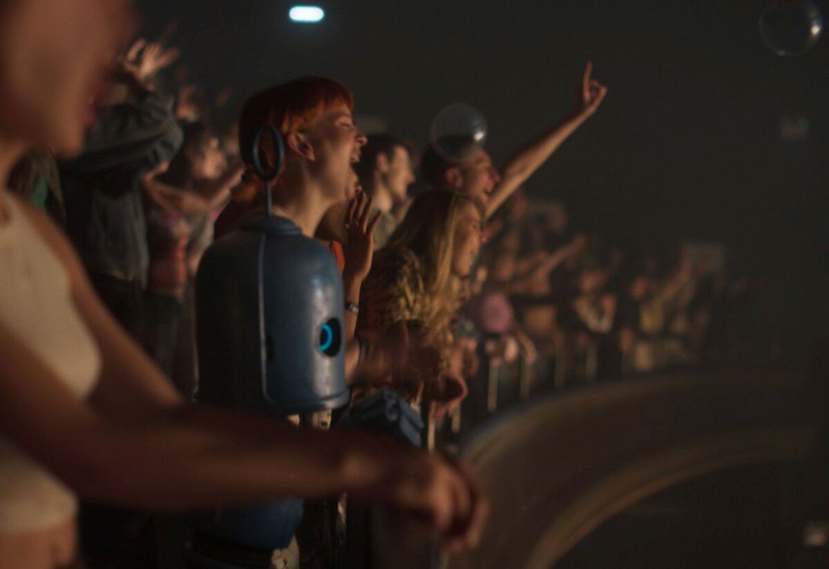 Bubl and friends enjoy the exclusive benefits, experiences and access ...